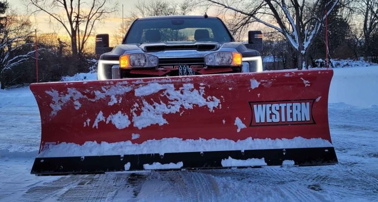 Reliable Snow Plowing Services in Bloomfield Township